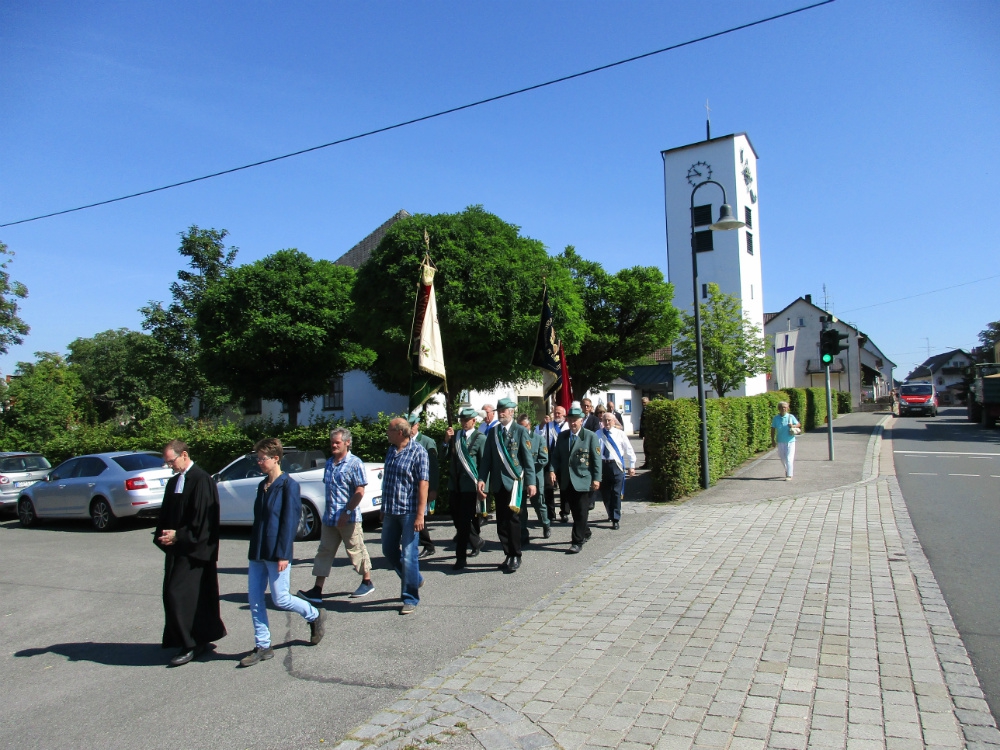Evang.-Luth. Kirchengemeinde Neuensorg Evang.-Luth. Kirchengemeinde Neuensorg